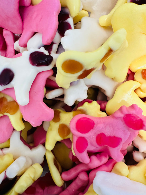 -4oz Fruity Foam Cows (GF) – Saturday Candy Co